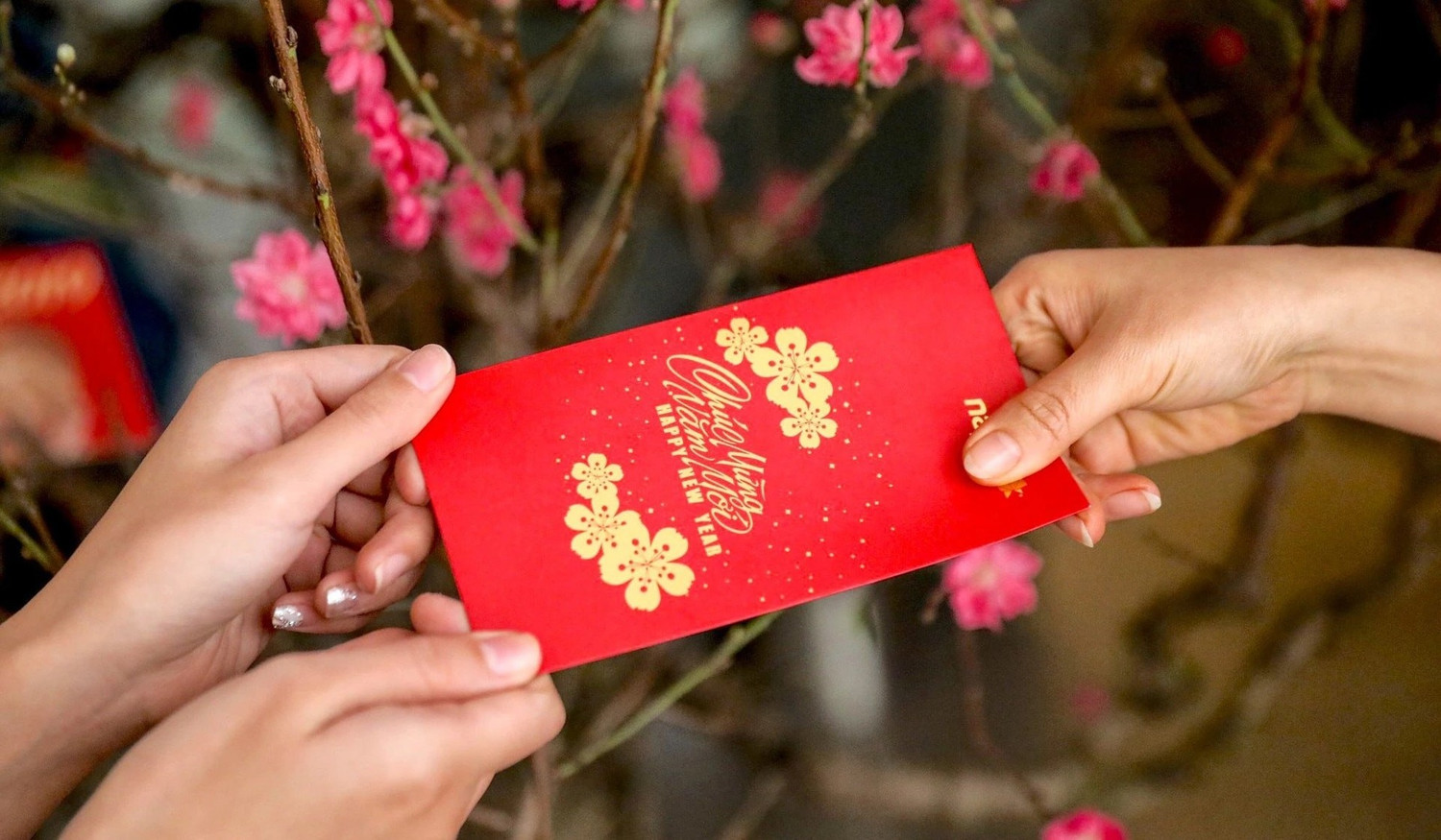 Tuổi đẹp xông đất mang lại may mắn, tài lộc trong năm Ất Tỵ 2025 ...