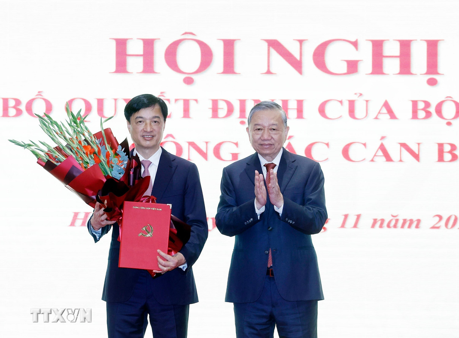 Đồng chí Nguyễn Duy Ngọc giữ chức Bí thư Thành ủy Hà Nội | Vietnam+ ...