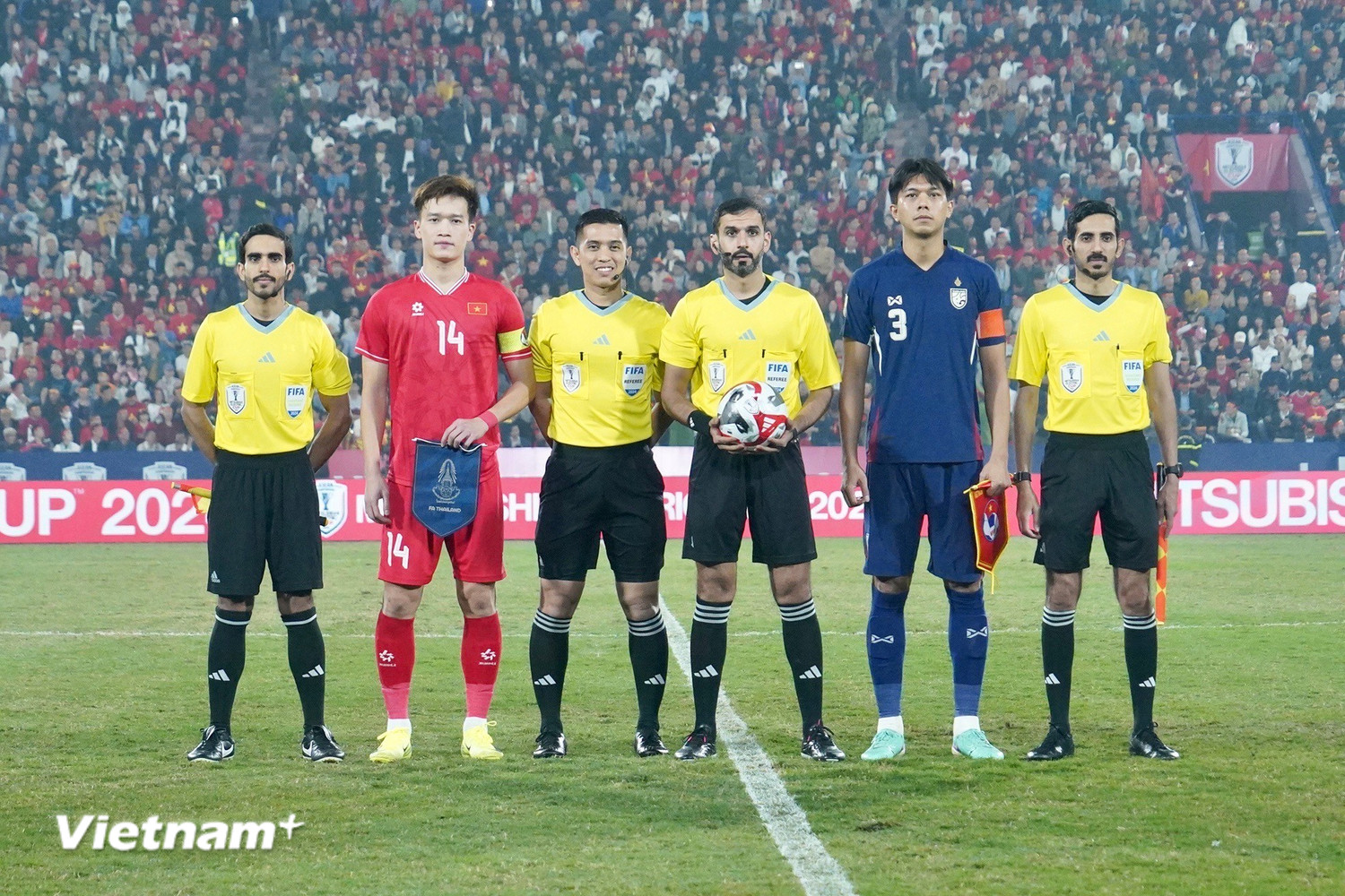 Chung kết lượt đi AFF Cup 2024: Việt Nam vs Thái Lan 2-1 | Vietnam+ ...