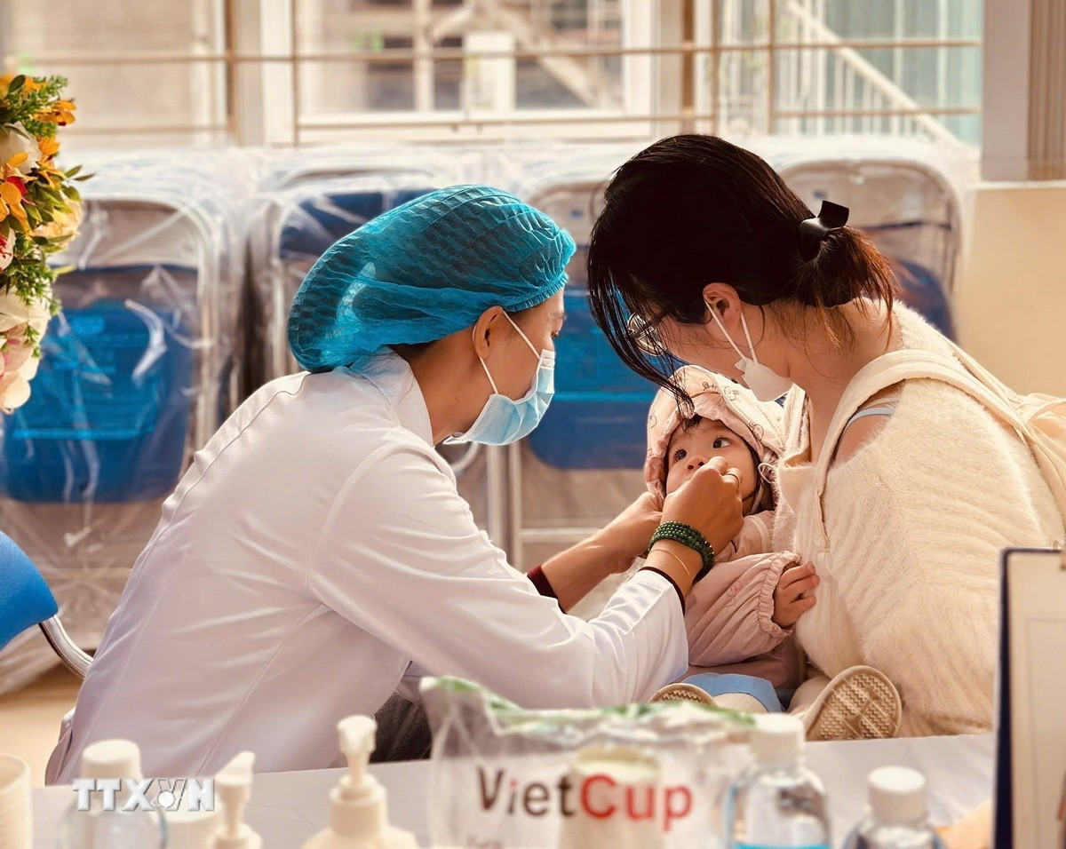 Hà Nội tổ chức chiến dịch bổ sung vitamin A cho gần 340.000 trẻ ...