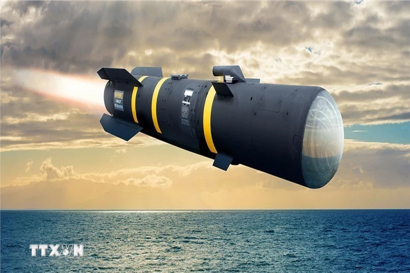 Lockheed Martin ra mắt tên lửa hành trình giá rẻ CMMT | Vietnam+ ...