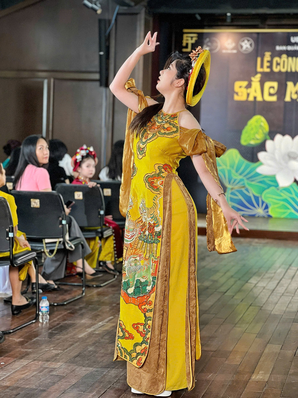 Show diễn đặc biệt tôn vinh và quảng bá giá trị văn hóa truyền thống ...