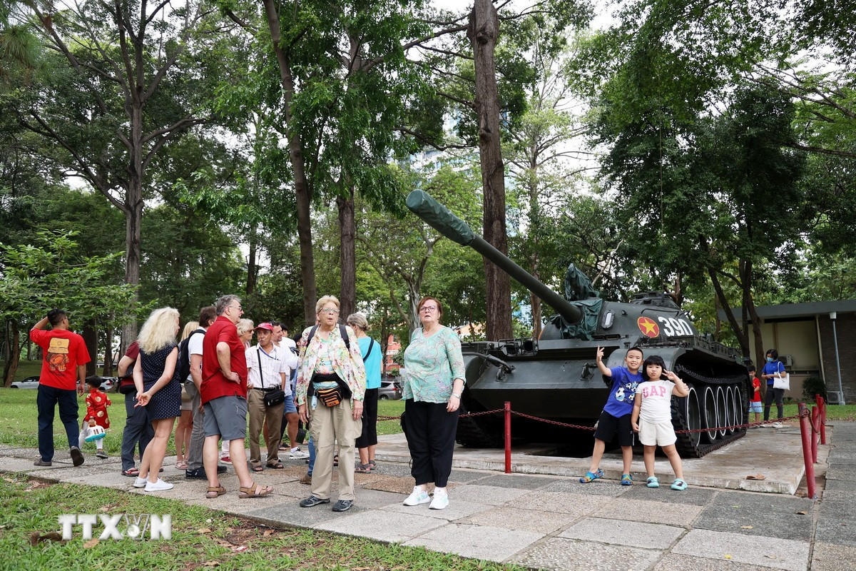 Thành phố Hồ Chí Minh: 750.000 lượt người tham quan dịp Tết Dương lịch ...