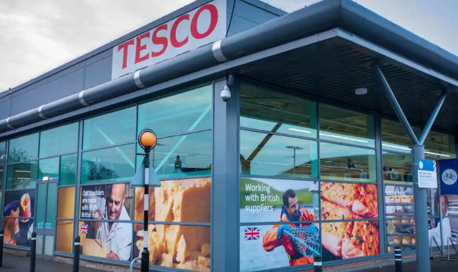 Tập đoàn bán lẻ lớn nhất của Anh cắt giảm hơn 2.000 việc làm | Vietnam+ ...