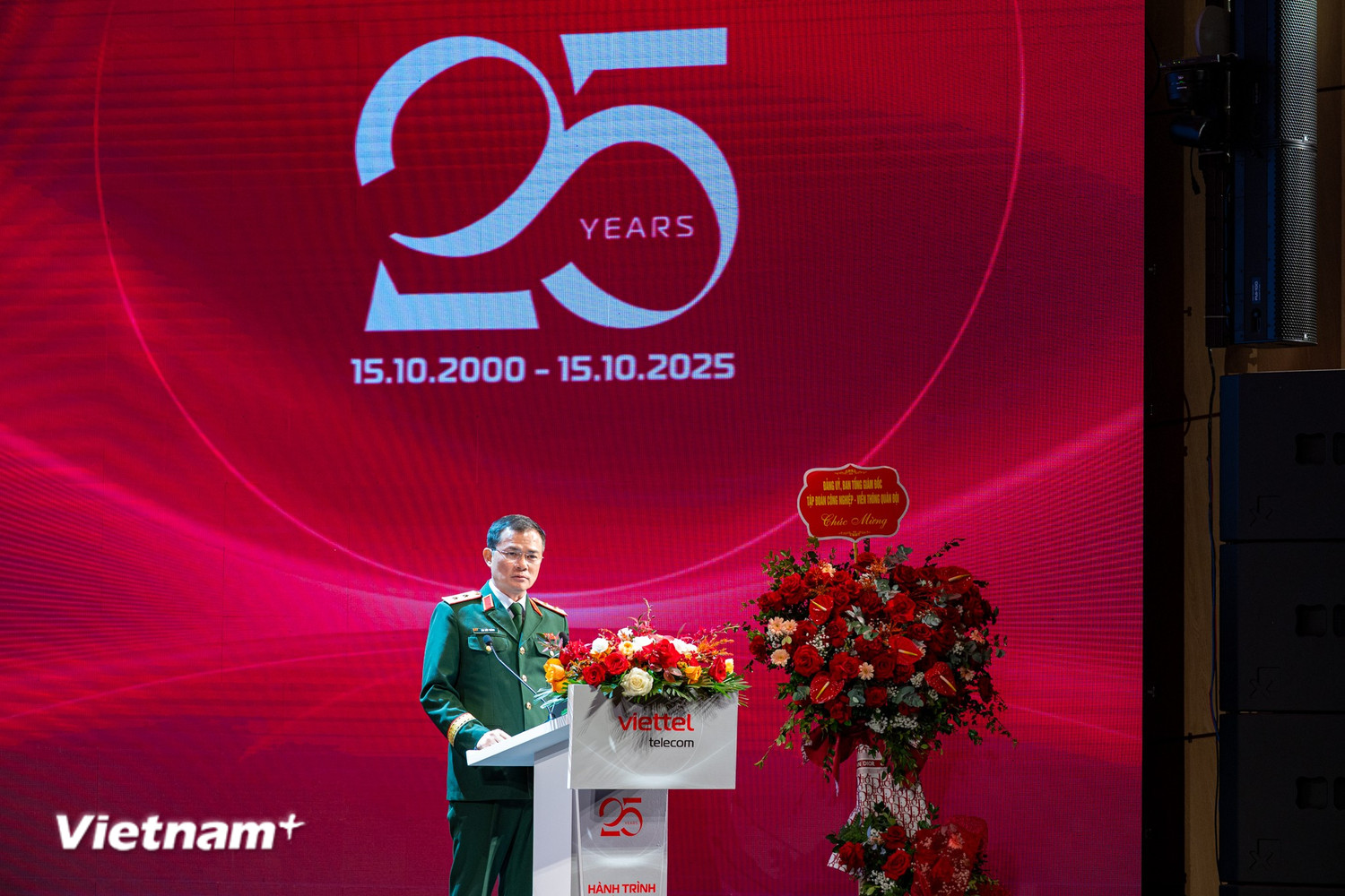 Viettel Telecom đặt mục tiêu doanh thu dịch vụ 115 nghìn tỷ đồng vào ...