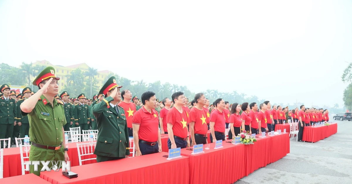 Lễ chào cờ “Tôi yêu Tổ quốc” lan tỏa lòng yêu nước tại Hưng Yên ...