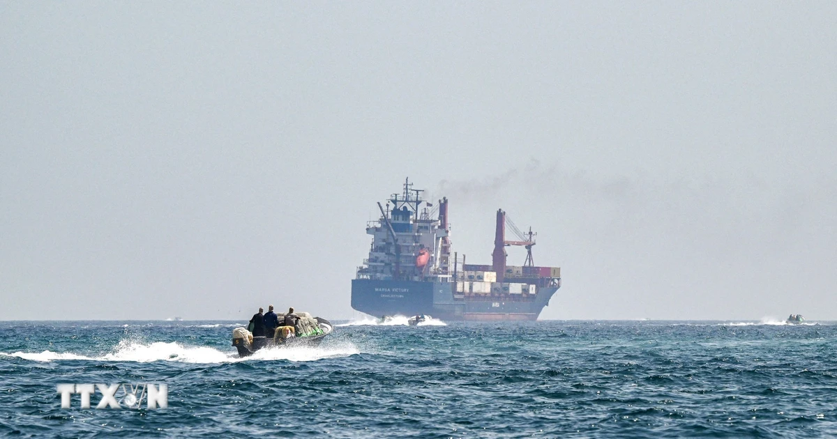 Xung đột tại Trung Đông: IMO cảnh báo cao về eo biển Hormuz