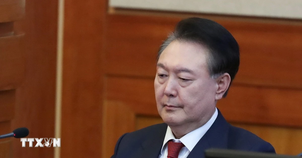Tòa án Hàn Quốc ra lệnh cưỡng chế cựu Tổng thống Yoon Suk Yeol tới thẩm ...