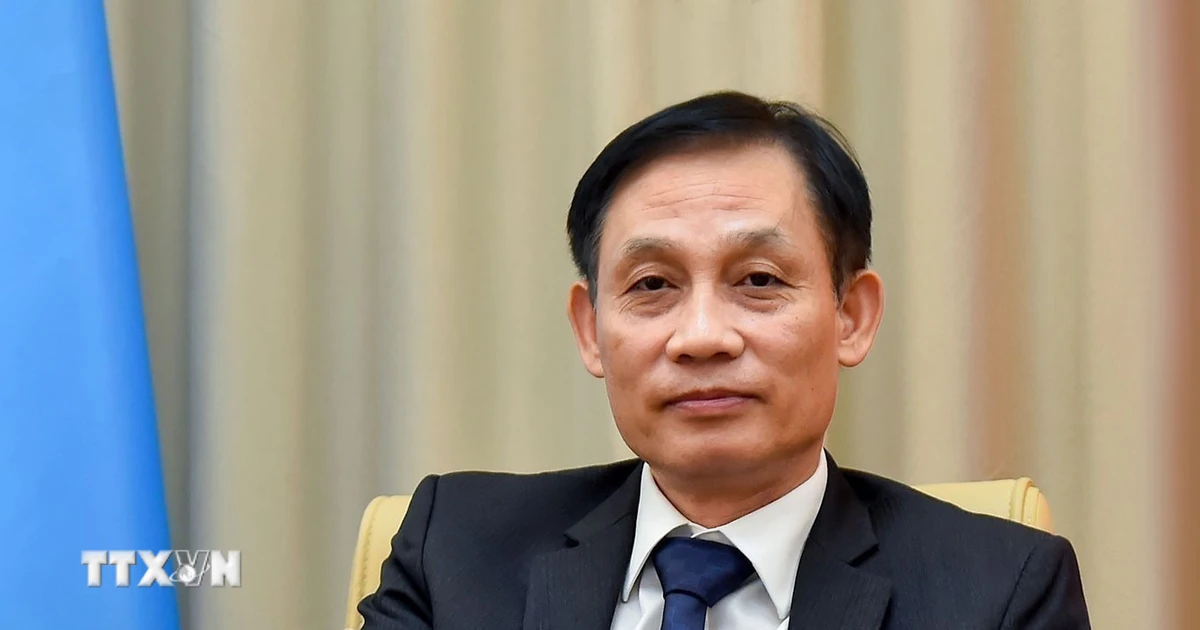 Ông Lê Hoài Trung giữ chức Bộ trưởng Bộ Ngoại giao nhiệm kỳ 2021-2026