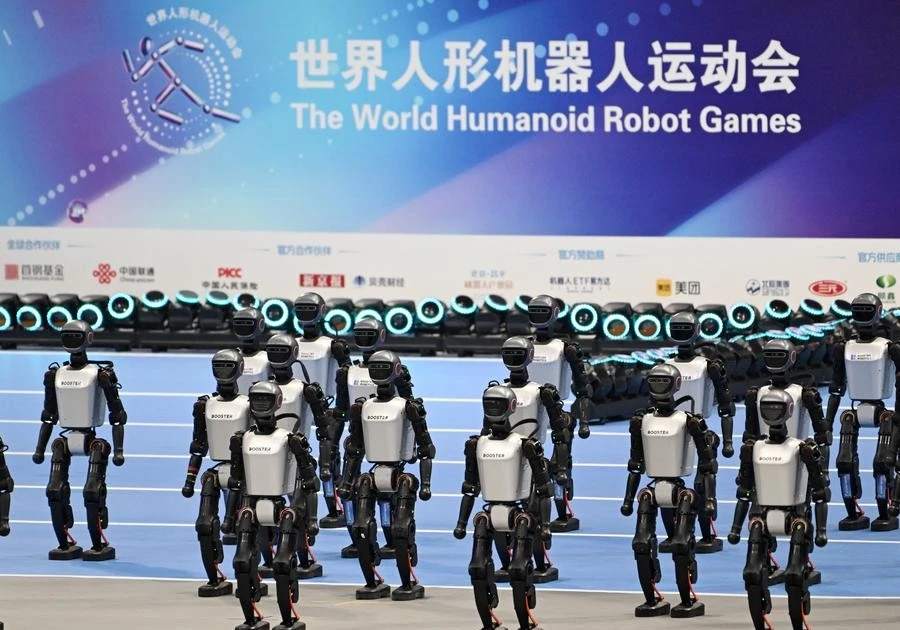 Sôi động các giải đấu robot hình người đầu tiên trên thế giới ...