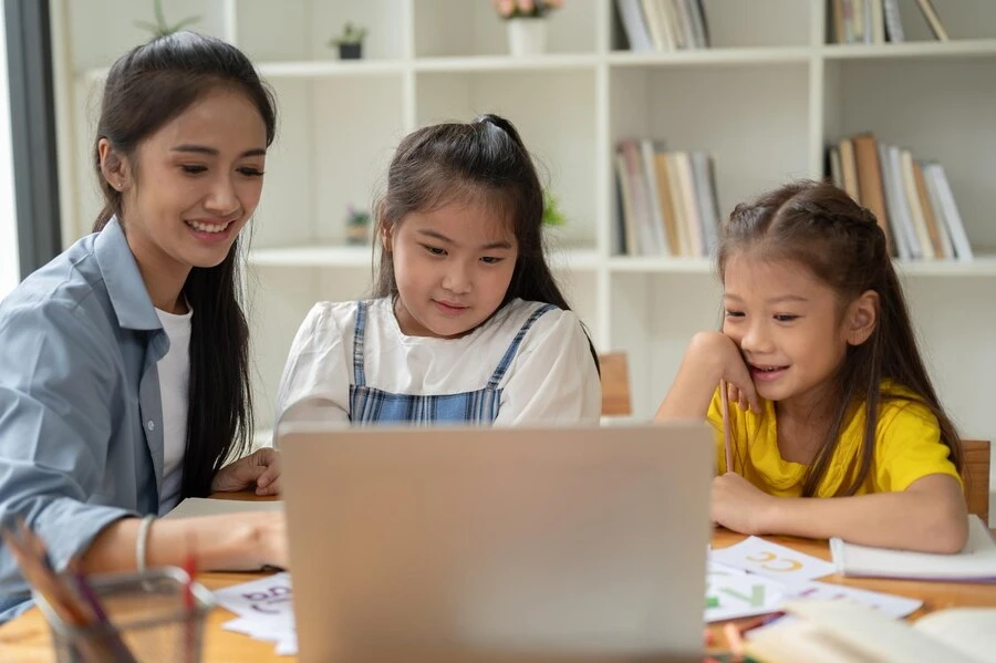 vnEdu Content: "Cánh tay đắc lực" cho việc và dạy học thời Công nghệ Số ...