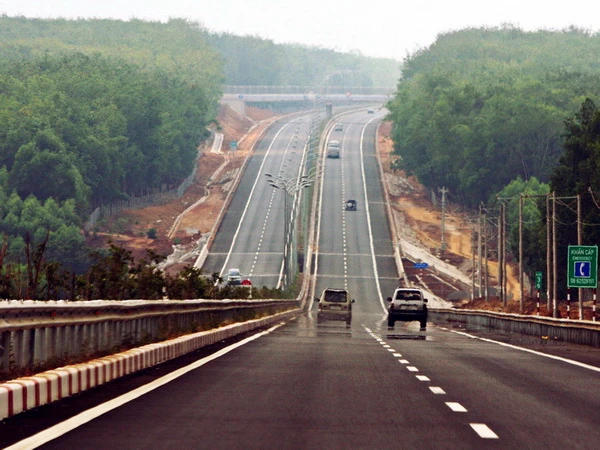 Giải ngân ODA và vốn vay ưu đãi thấp hơn 38% so với cùng kỳ | Vietnam+ ...
