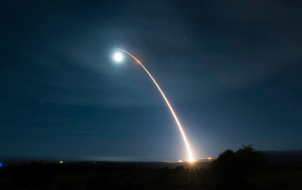 Mỹ thử nghiệm thành công hệ thống đánh chặn tên lửa đạn đạo tầm trung ...