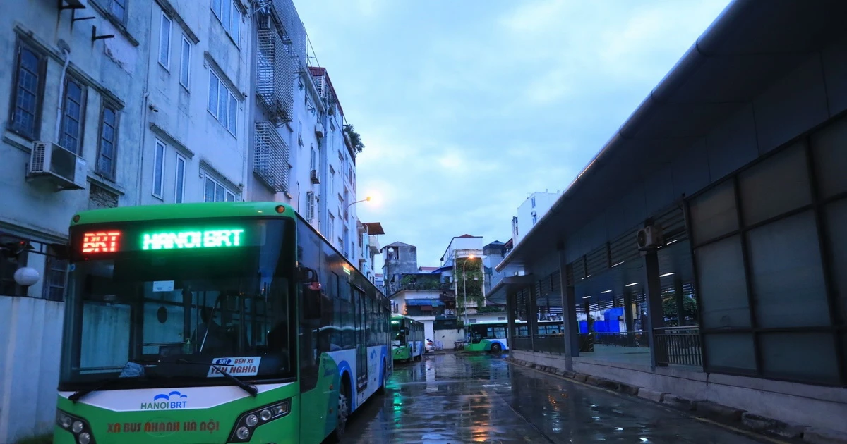 Bài 1: Cần phát triển BRT theo đúng nghĩa “tuyến buýt nhanh” | Vietnam+ ...