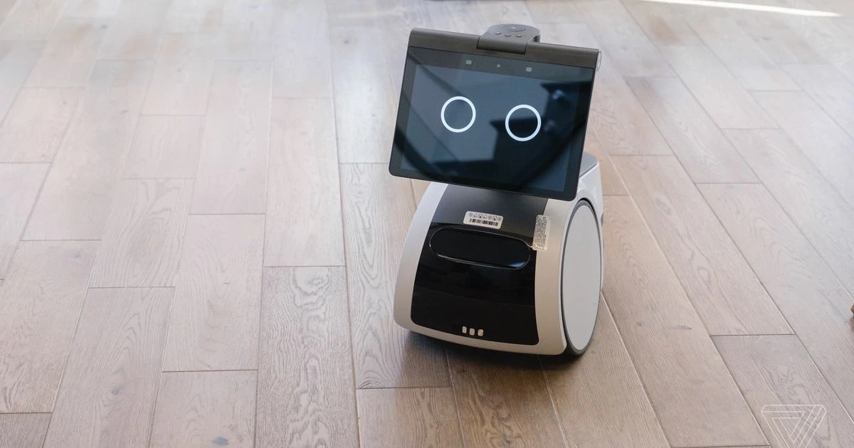 Amazon ra mắt sản phẩm robot an ninh giúp tuần tra ngôi nhà | Vietnam+ ...