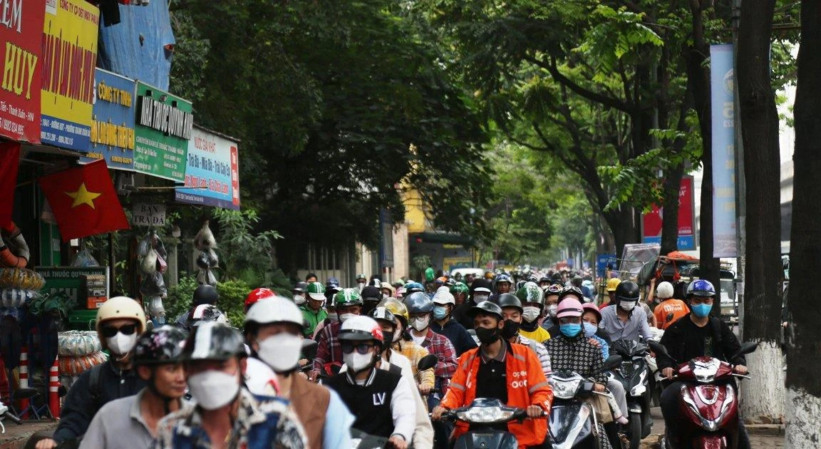 Hà Nội đưa ra 6 giải pháp chống "căn bệnh" ùn tắc giao thông | Vietnam+ ...