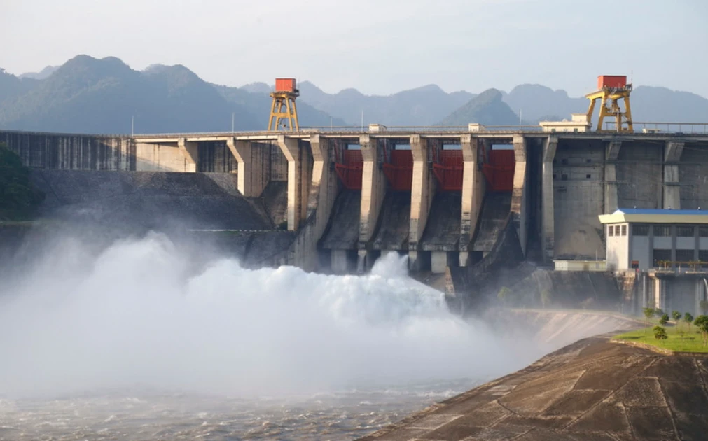 14 giờ chiều nay xả đáy hồ thủy điện Tuyên Quang | Vietnam+ (VietnamPlus)