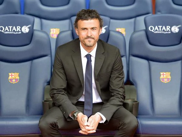 Barcelona: Huấn luyện viên Luis Enrique và cây gậy chỉ huy | Vietnam+ ...