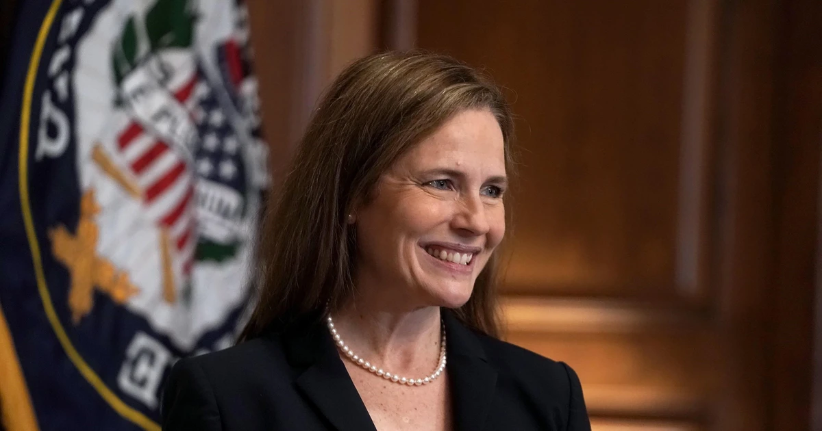 Mỹ: Bà Amy Coney Barrett trở thành Thẩm phán Tòa án Tối cao | Vietnam+ ...