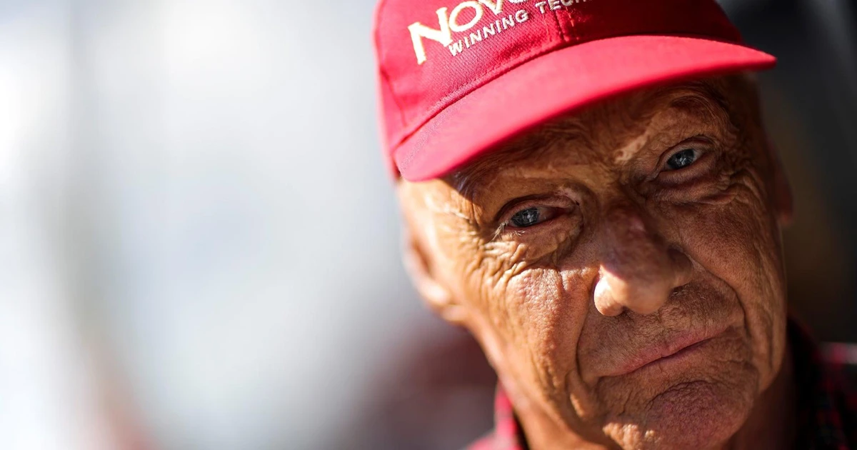 Tay đua F1 huyền thoại 3 lần vô địch Niki Lauda qua đời ở tuổi 70 | Vietnam+ (VietnamPlus)