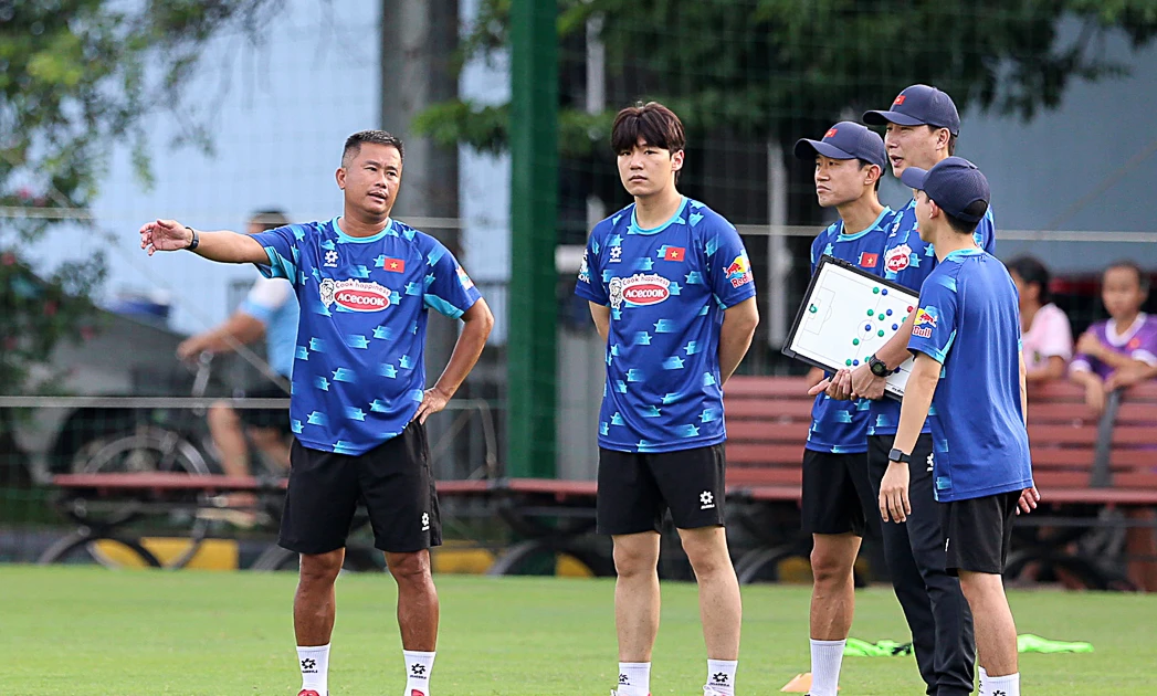 Lộ diện HLV dẫn dắt U22 Việt Nam tham dự giải đấu tại Trung Quốc | Vietnam+ (VietnamPlus)