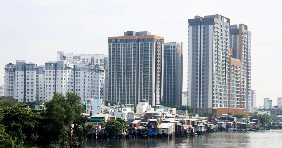 TP Hồ Chí Minh đẩy nhanh tiến độ di dời, giải tỏa nhà trên và ven kênh ...