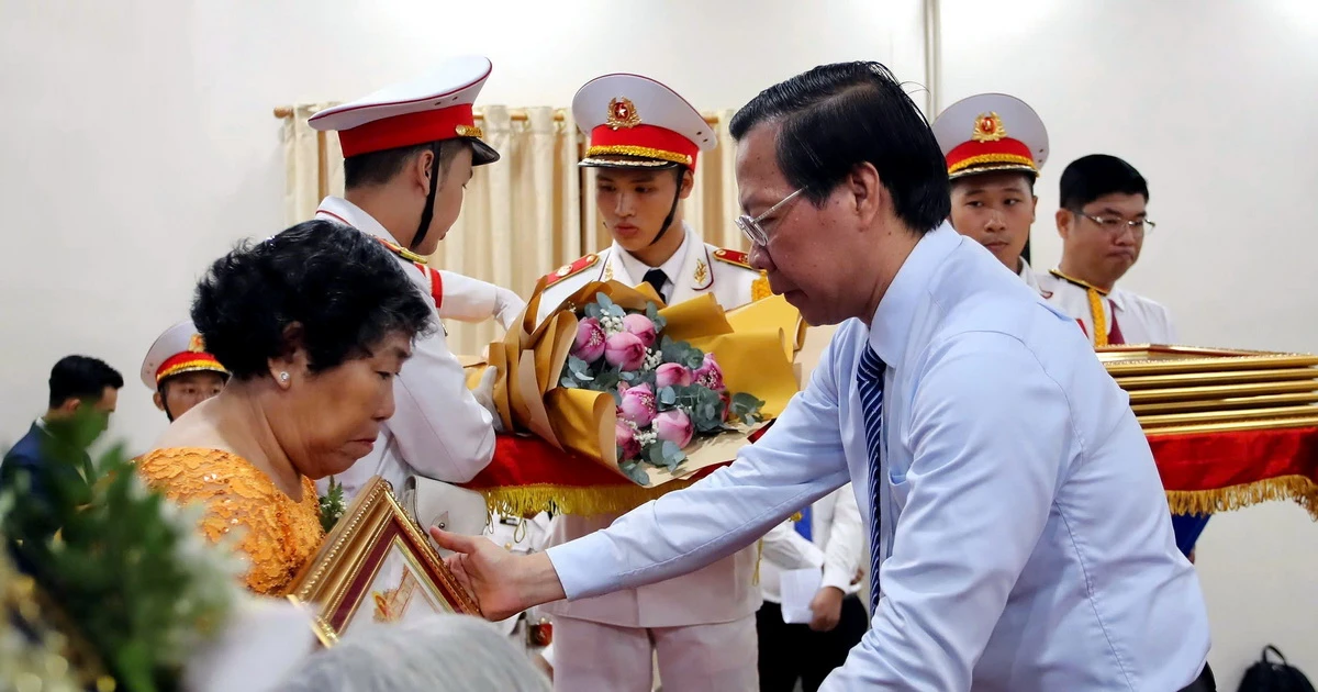 TP Hồ Chí Minh truy tặng danh hiệu Bà Mẹ Việt Nam Anh hùng cho 7 bà mẹ ...