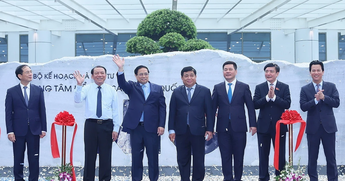 Thủ tướng dự Lễ khánh thành Trung tâm Đổi mới Sáng tạo Quốc gia ...