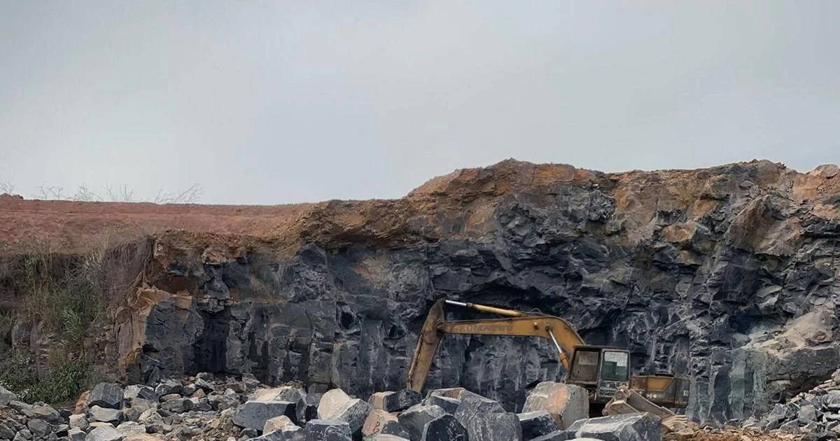 Làm rõ phản ánh khai thác trái phép đá bazan ở Đắk Nông, Bình Phước ...