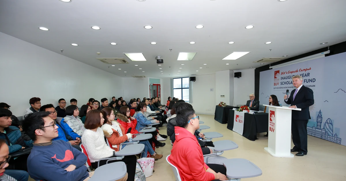 Đại học Anh quốc Việt Nam công bố quỹ học bổng 34 tỷ đồng | Vietnam+ ...