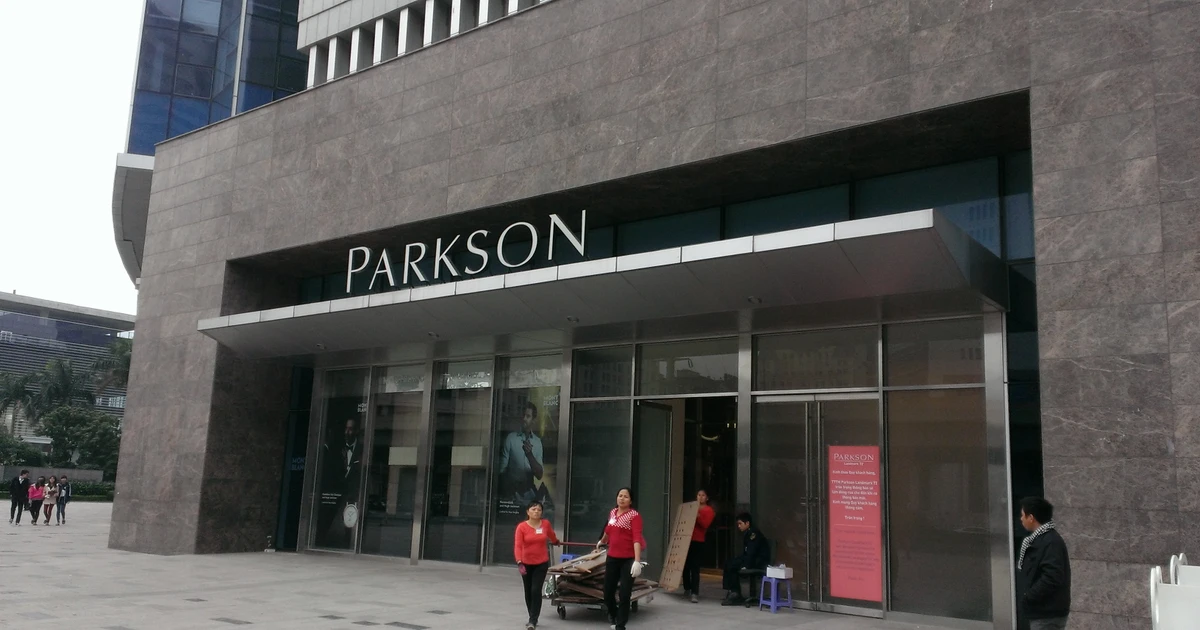 Dán thông báo mới, Parkson Keangnam "không hẹn ngày trở lại" | Vietnam+ ...