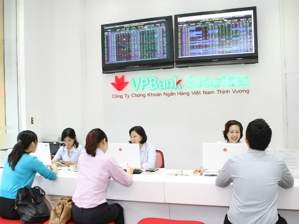 VPBS nhận giải “Nhà tư vấn và thu xếp trái phiếu tốt nhất"
