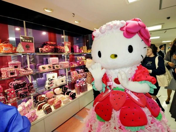 Cô mèo nổi tiếng Hello Kitty thật ra không phải là... mèo | Vietnam+ ...