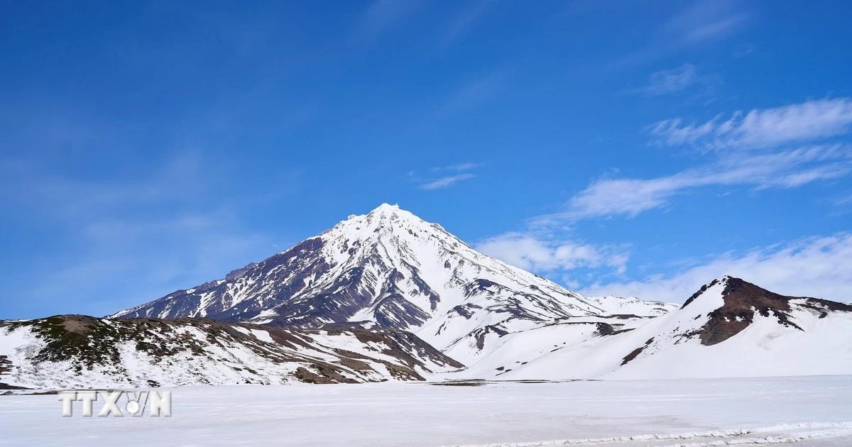 Nga: Núi lửa Kamchatka thức giấc sau 600 năm phun trào | Vietnam+ (VietnamPlus)