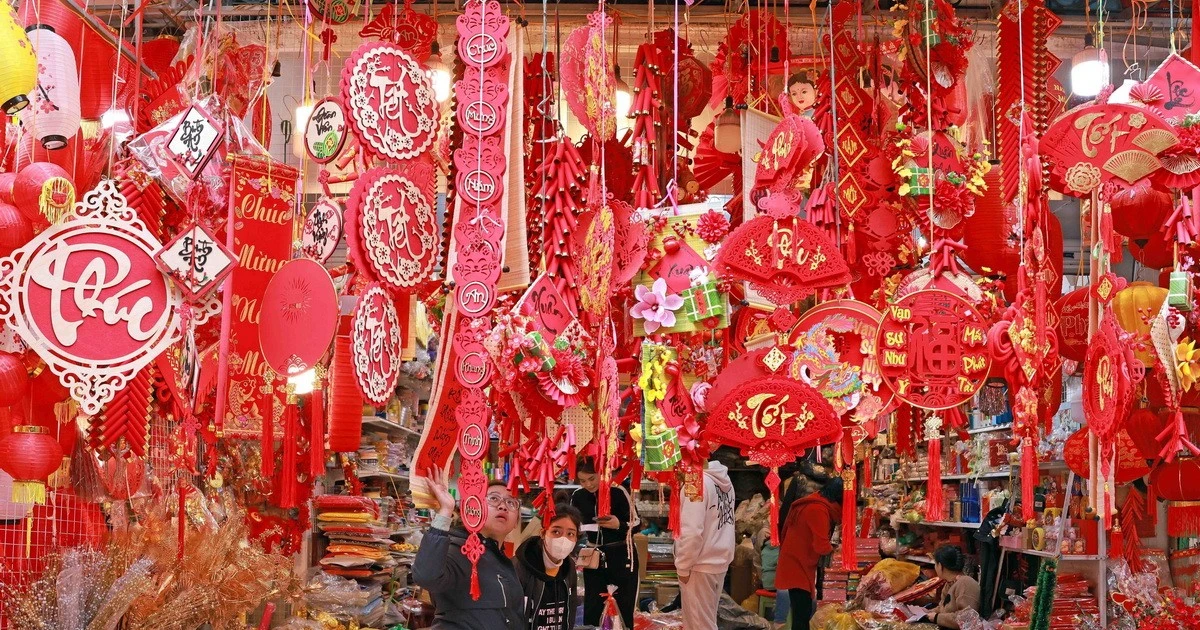 Nguồn gốc, ý nghĩa và phong tục trong ngày Tết Nguyên đán | Vietnam+ ...