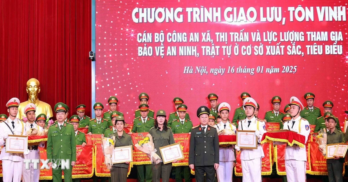 Công an Hà Nội xây dựng đội ngũ Công an cấp xã đủ sức giải quyết tình ...