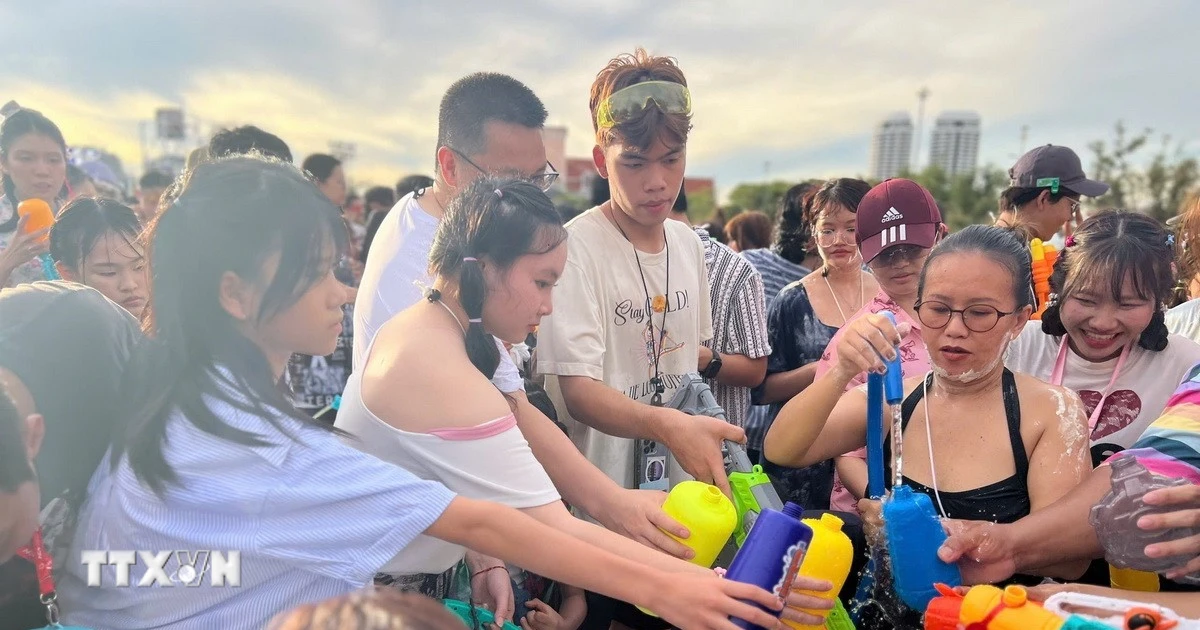 Lễ hội Nước Maha Songkran 2025
