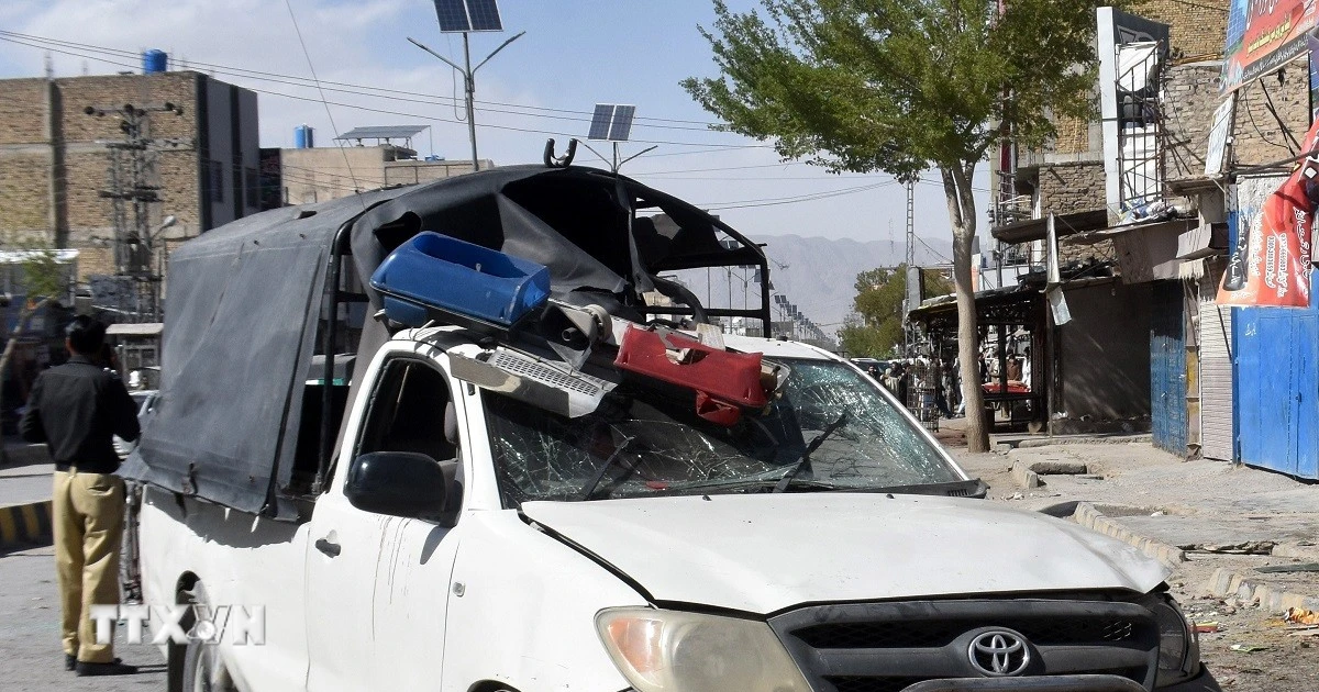 Pakistan: Đánh bom nhằm vào xe cảnh sát, ít nhất 7 người thiệt mạng ...