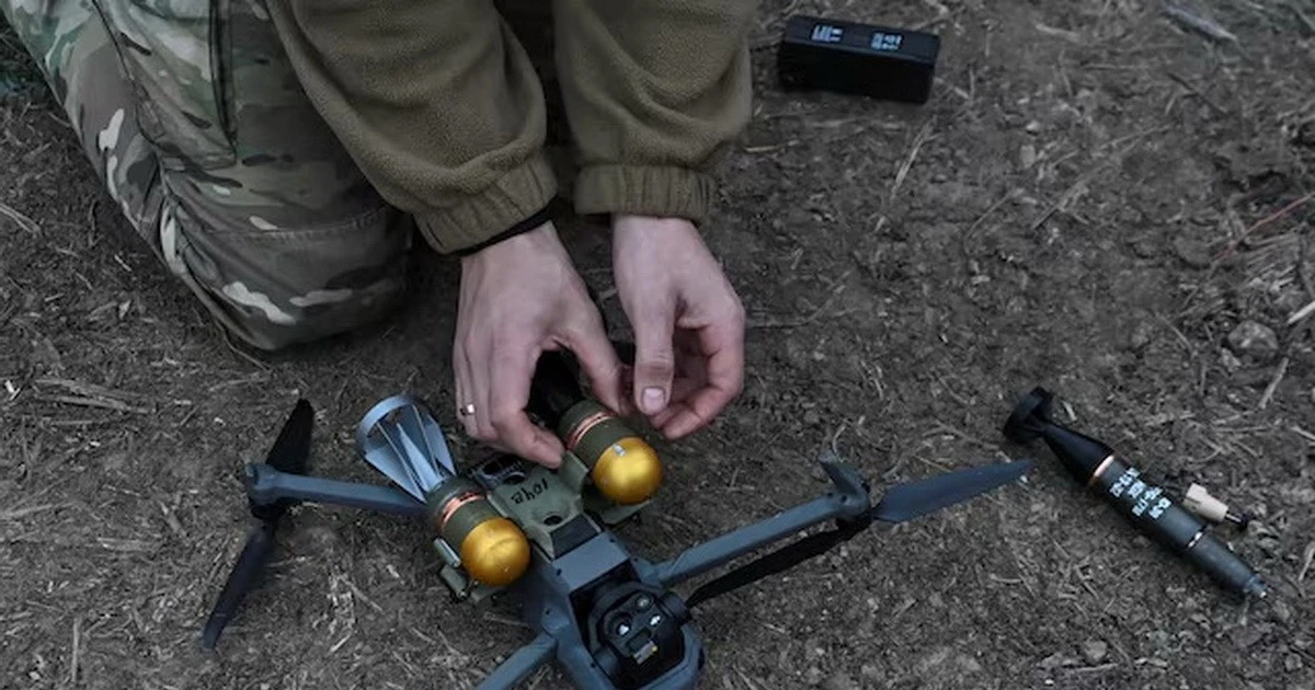 Latvia bàn giao lô UAV chiến đấu đầu tiên cho Ukraine | Vietnam+ ...