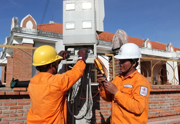 EVN SPC triển khai dự án cấp điện cho đồng bào Khmer tại Trà Vinh ...