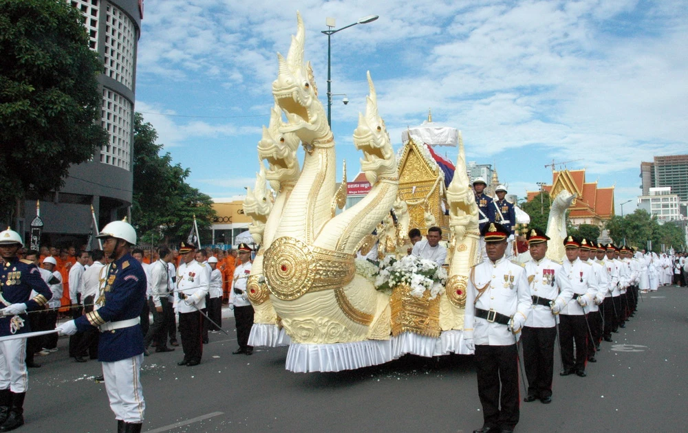Campuchia tổ chức quốc tang chủ tịch Đảng CPP Chea Sim | Vietnam+ ...