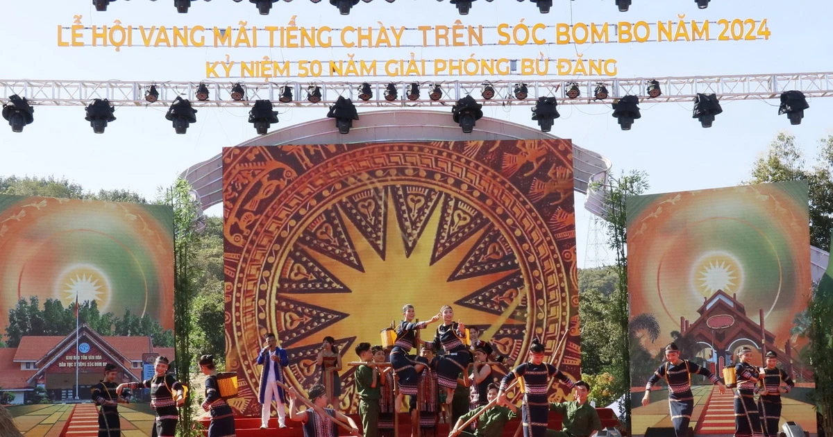 Lễ hội Vang mãi tiếng chày trên sóc Bom Bo: Tái hiện hình ảnh giã gạo ...