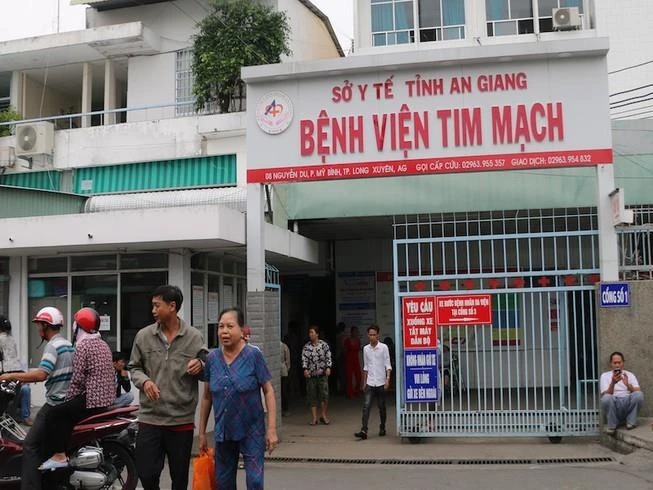 Tạm giữ đối tượng đâm trọng thương bảo vệ Bệnh viện Tim mạch An Giang ...