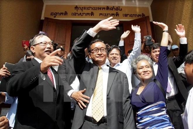 Campuchia: Thủ lĩnh CNRP Sam Rainsy hoãn kế hoạch về nước | Vietnam+ ...