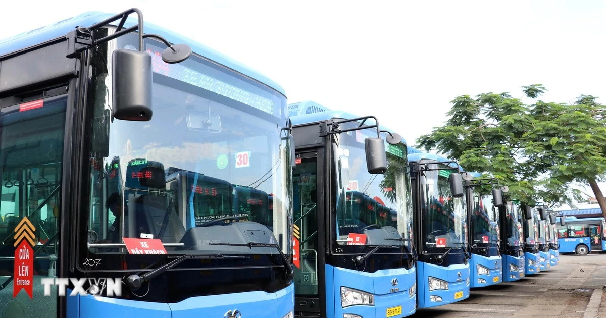 HCM Thêm 27 Tuyến Xe Buýt Điện, Hướng tới 100% Năng lượng Xanh ...