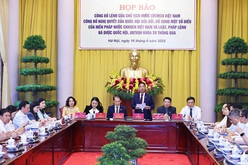 Kết thúc hoạt động của đơn vị hành chính cấp huyện từ 1/7/2025