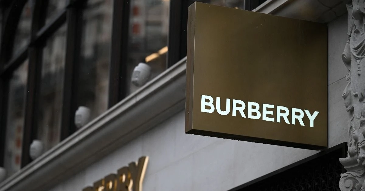 Doanh số giảm mạnh, Burberry vạch chiến lược xoay chuyển tình thế ...
