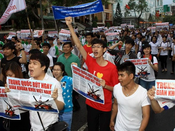 Triệu trái tim chung nhịp đập bảo vệ chủ quyền Tổ quốc | Vietnam+ ...