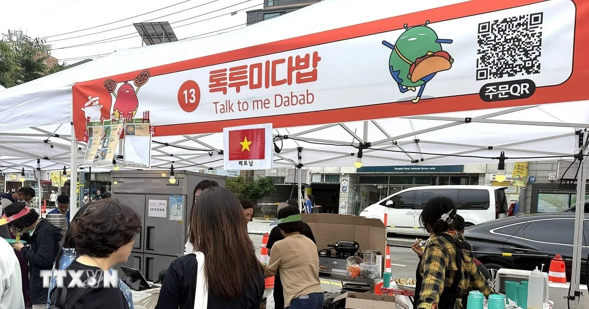 Gian hàng Việt Nam nổi bật tại lễ hội ẩm thực quốc tế ở Seoul