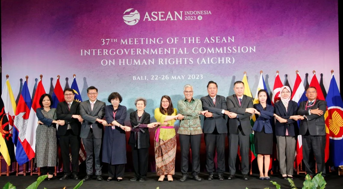 Ủy ban liên chính phủ ASEAN thảo luận về vấn đề nhân quyền | Vietnam+ ...